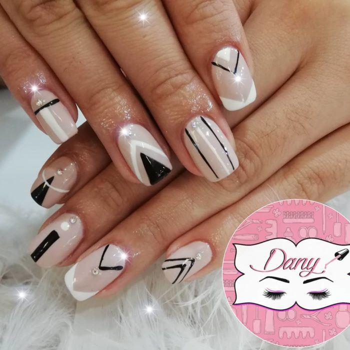 Uñas beige - Blogmujeres.com